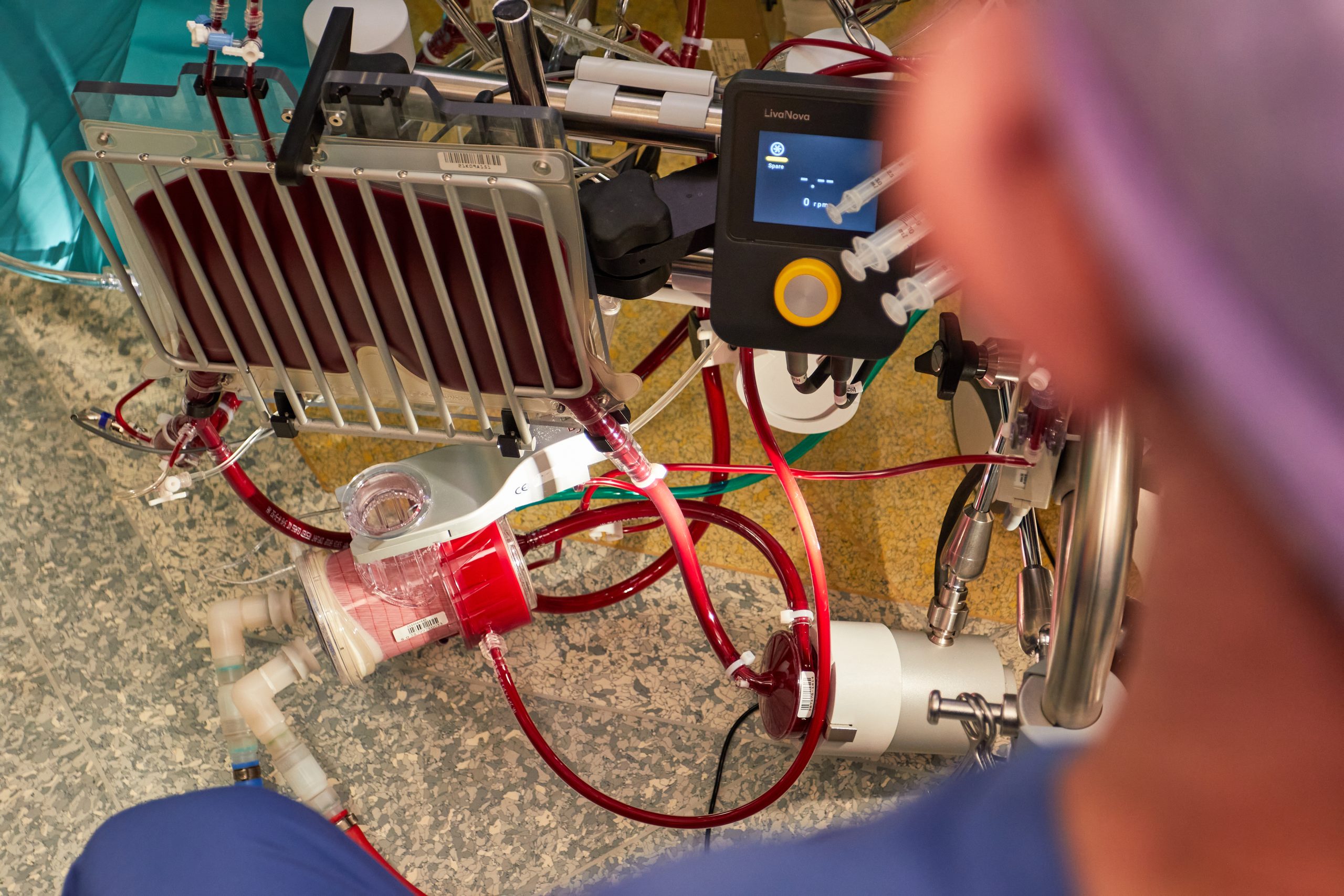 Wereldprimeur voor Catharina Hart- en Vaatcentrum: nieuwste hart ...